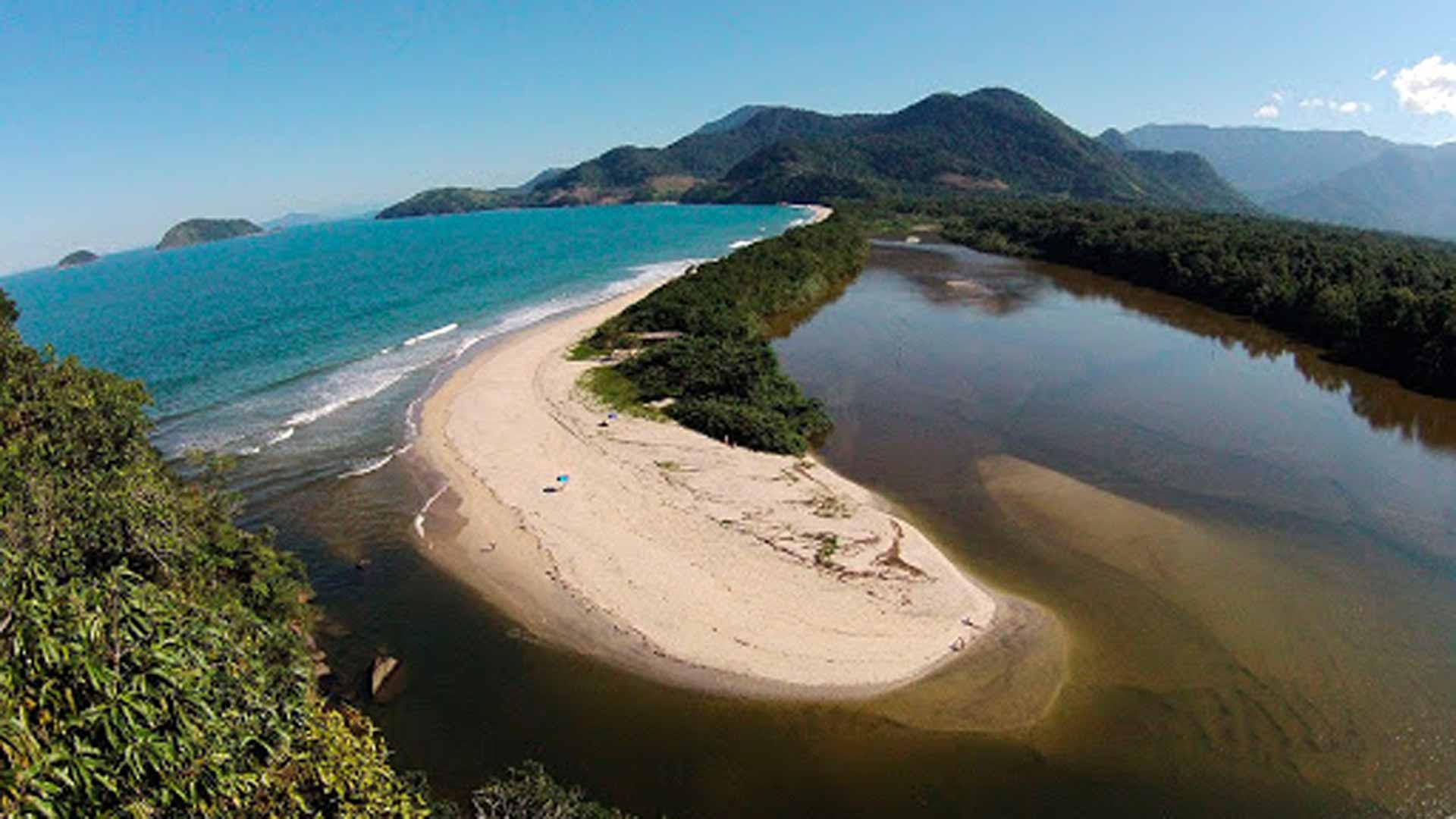 Praia do Puruba em Ubatuba, SP - Nas estradas do planeta